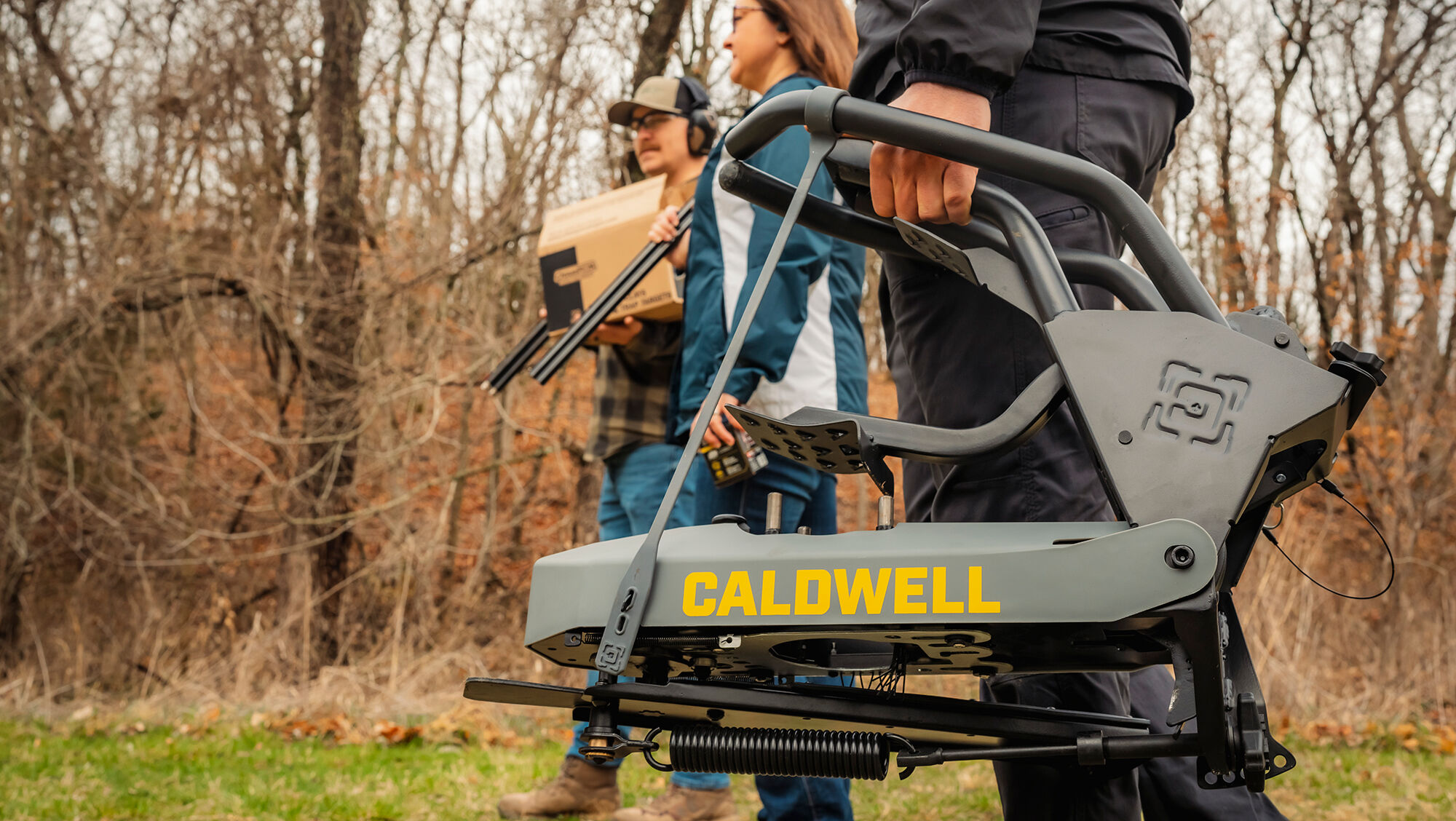 CLAYMORE® TARGET THROWER | Caldwell